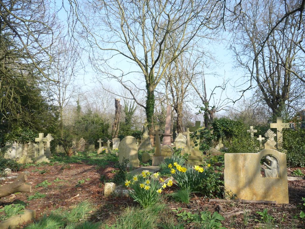 Then…and…Now: Capturing the History of Reading Old Cemetery – Reading ...